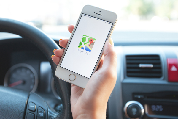 Google Maps無預警新增「報路名」功能！導航體驗大升級