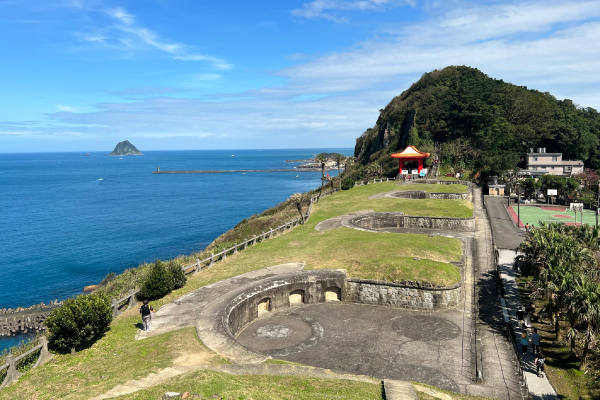 不只有正濱漁港！基隆西岸祕境4大旅遊提案 270度絕美海景與神祕洞窟值得一遊 - 遠傳電信FETnet
