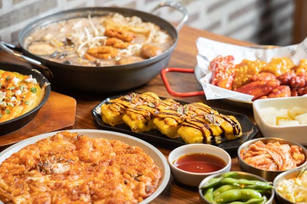 全蔬食韓式料理在這裡！養心茶樓新品牌「YACHE」韓食一吃上癮 雪濃湯、泡菜煎餅超人氣 - 遠傳電信FETnet